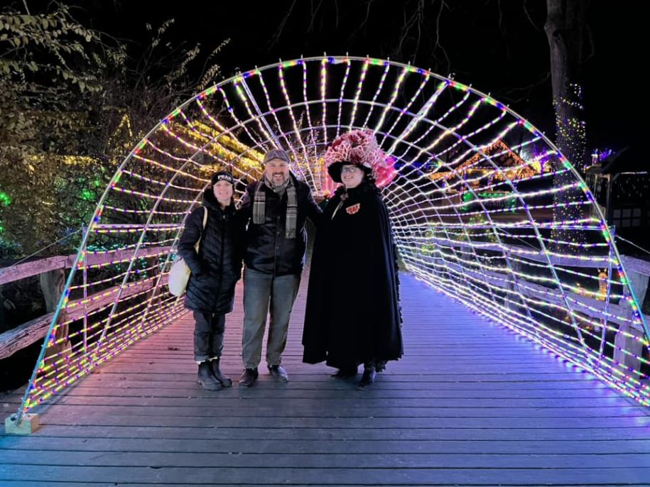 Why We Love Yuletide Village! - Ohio Renaissance Festival